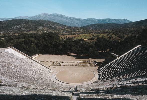Épidaure, le théâtre – Média LAROUSSE