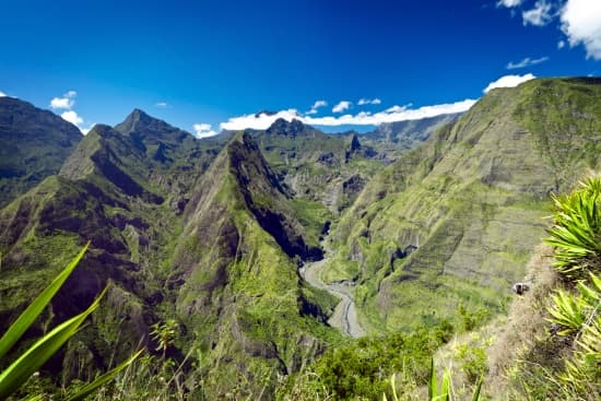 La Réunion - LAROUSSE
