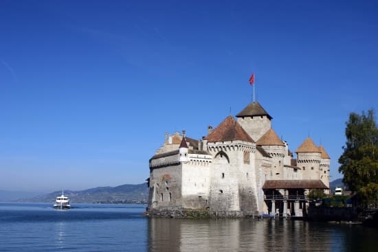lac Léman - LAROUSSE