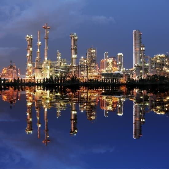 raffinerie - LAROUSSE